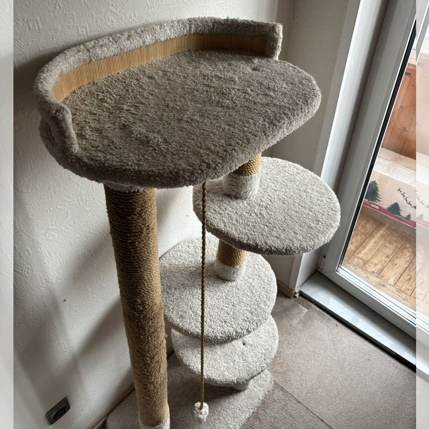 Когтеточка с лежанкой