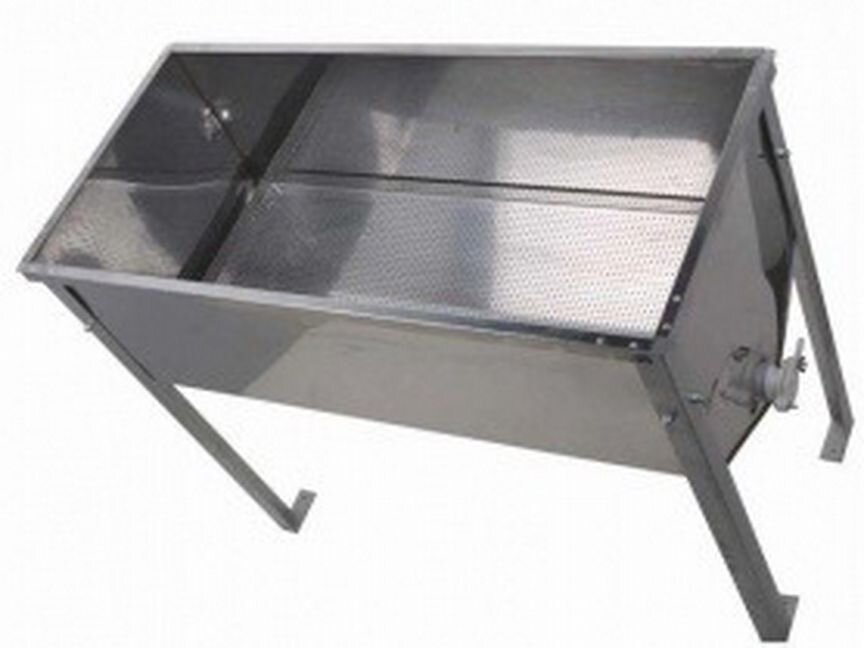 Стол для распечатки и хранения мёда рамок 24