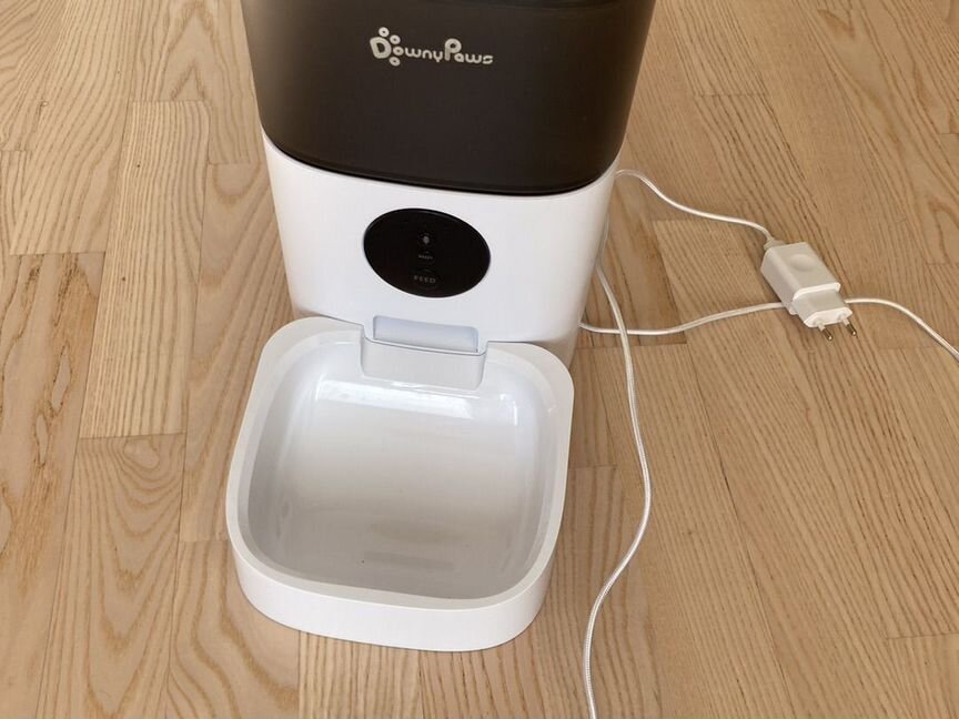 Автоматическая кормушка DownyPaws WiFi 4L
