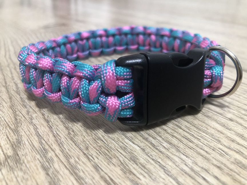 Ошейник из паракорда