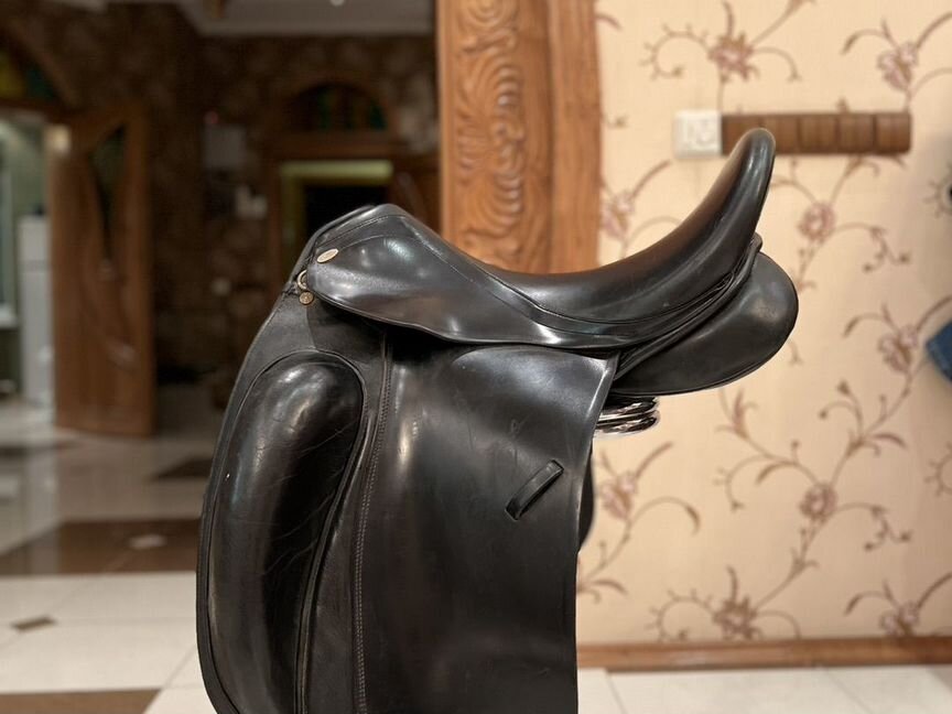 Седло выездковое kentaur