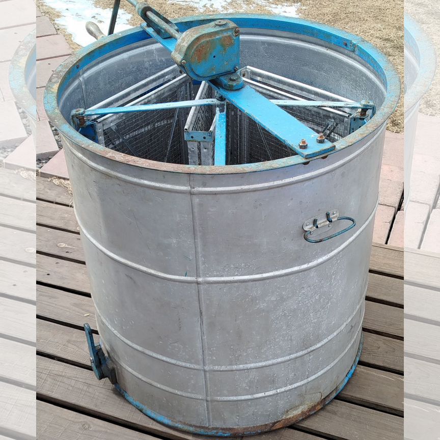 Медогонка 4 рамочная