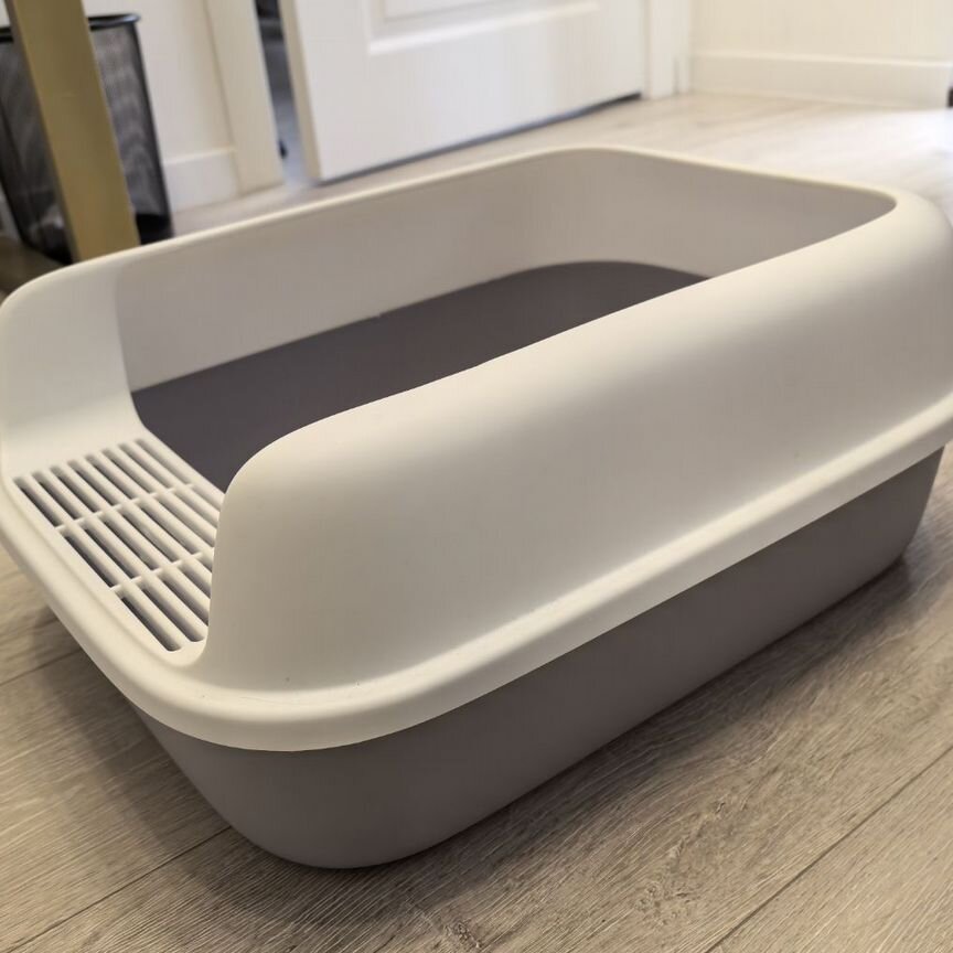 Закрытый лоток для кошек большой