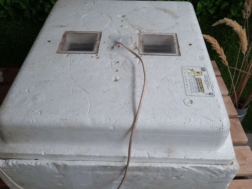 Инкубатор для яиц б/у, без автоповорота. Торг