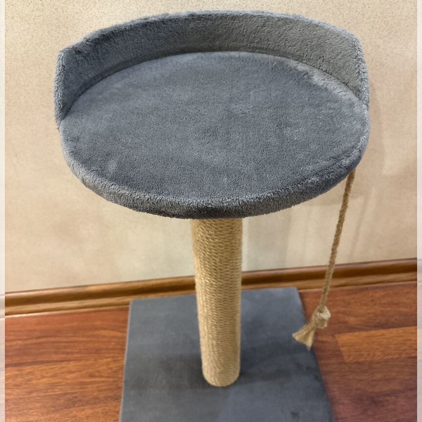 Когтеточка с лежанкой