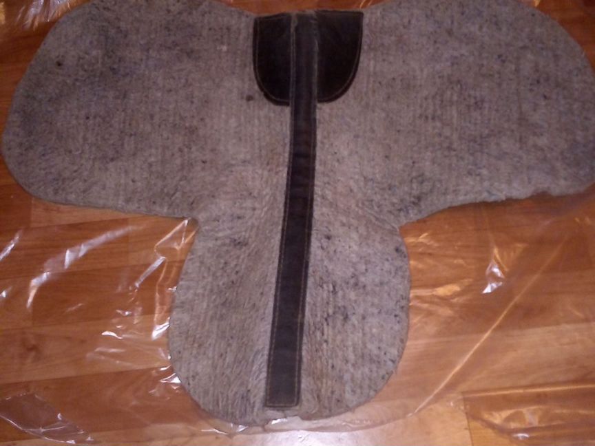 Потник под седло