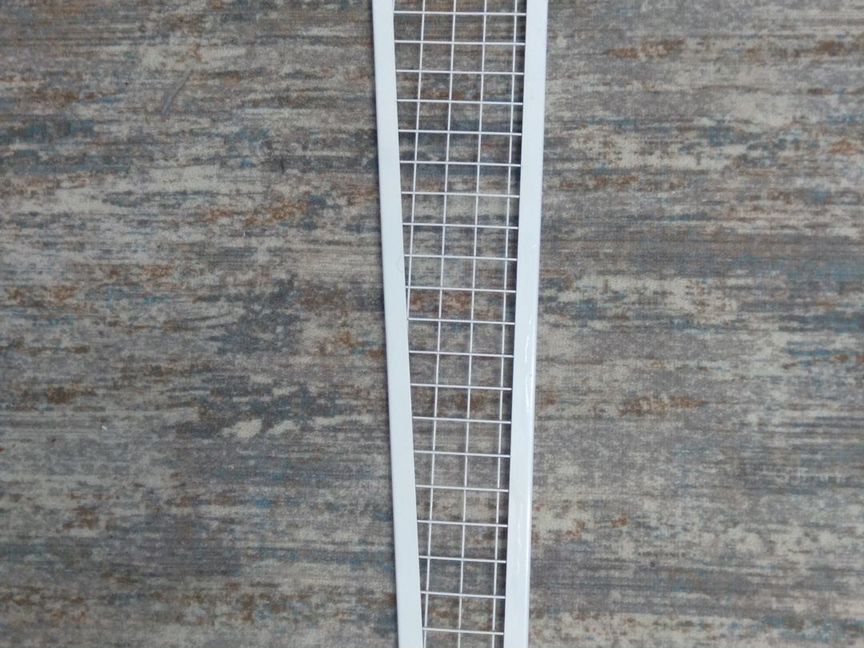 Решетка-антикошка для вертикального проветривания