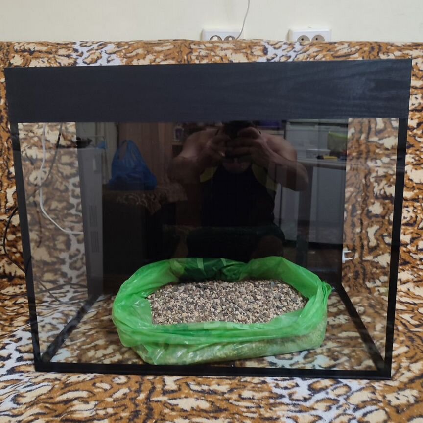 Аквариум с крышкой