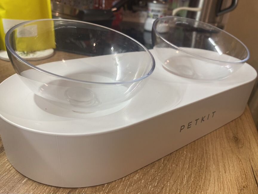 Миски для кошек на подставке