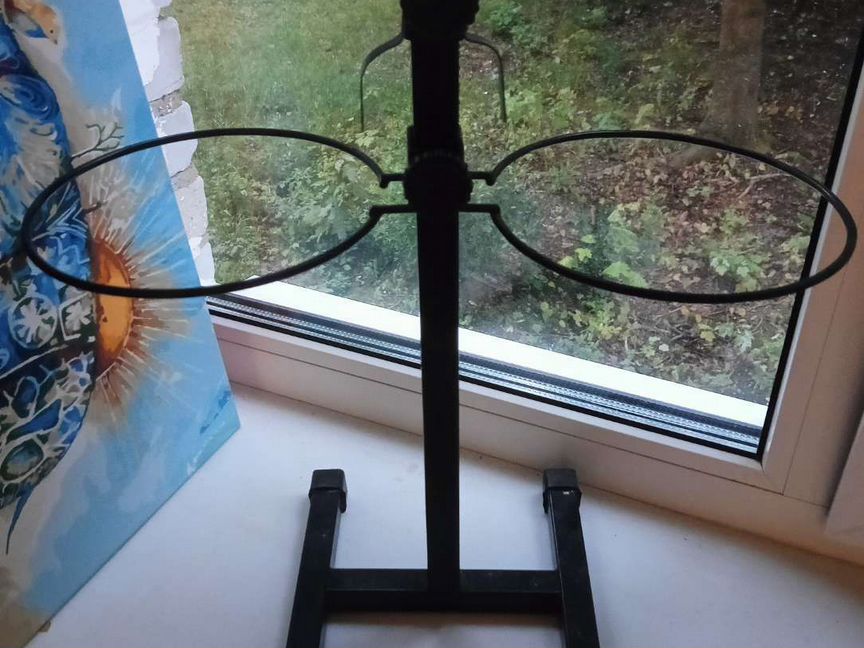 Стойка для мисок собаки