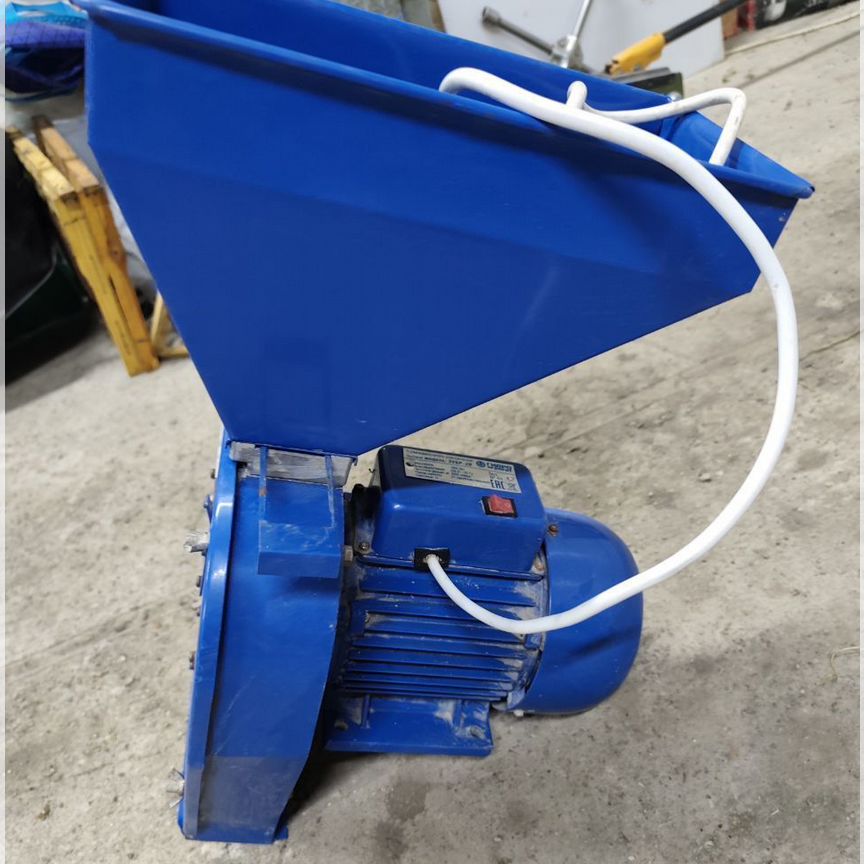 Зернодробилка бу