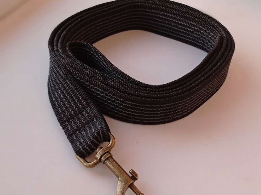 Прорезиненный поводок на заказ