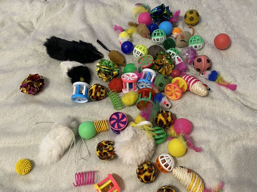 Пакет игрушек для кошек