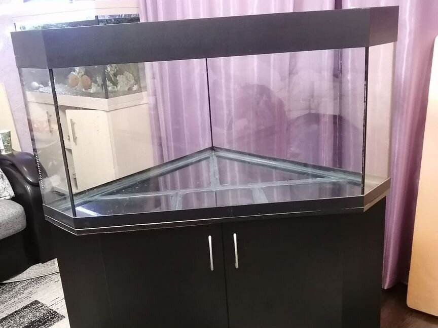 Продам аквариум 220л
