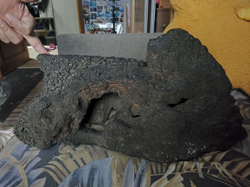 Грот лава натуральная в аквариум