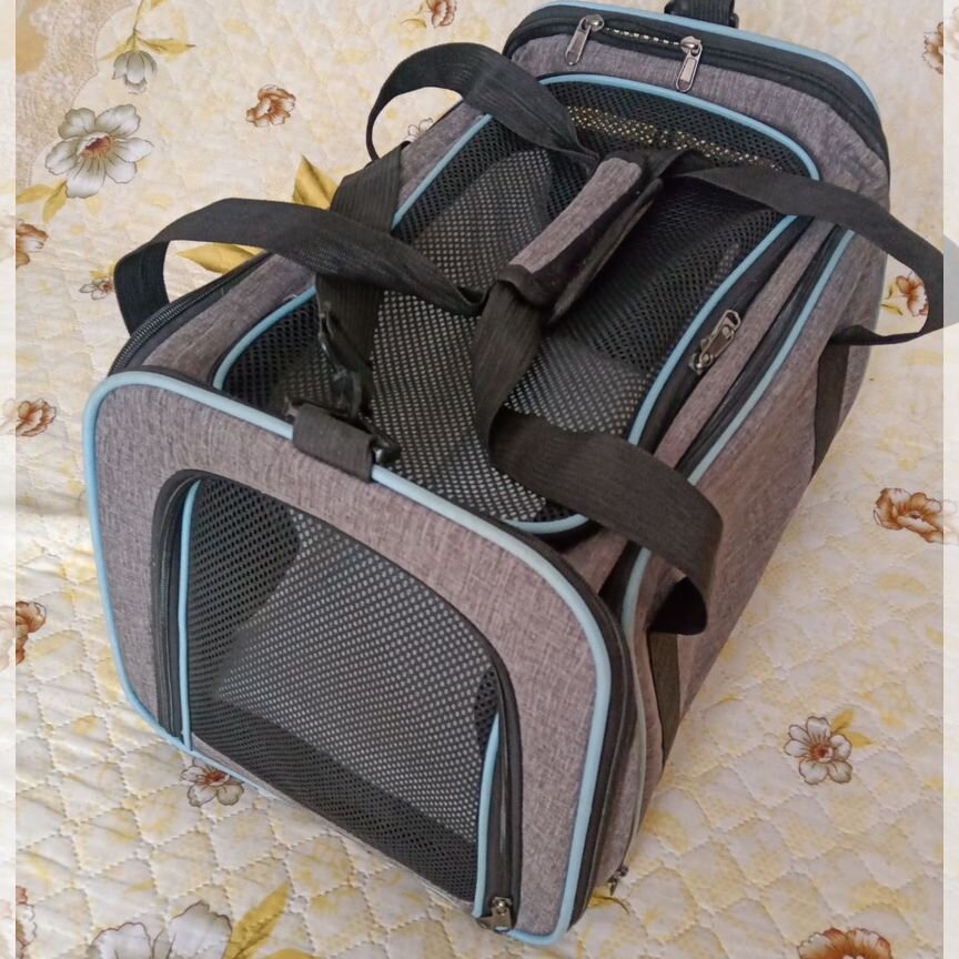 Переноска для кошек и собак малых и средних