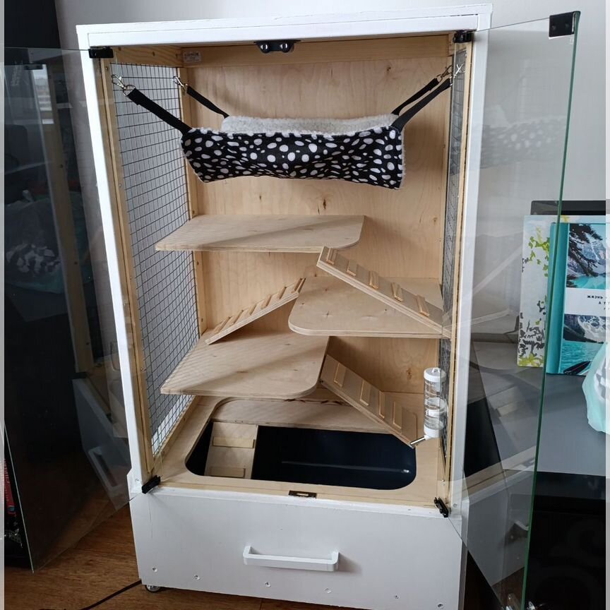 Клетка (витрина ) для хорька шиншиллы грызунов