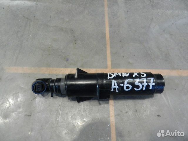Форсунка омывателя фары правой - BMW X5 F15 купить в Волжском BMW ...
