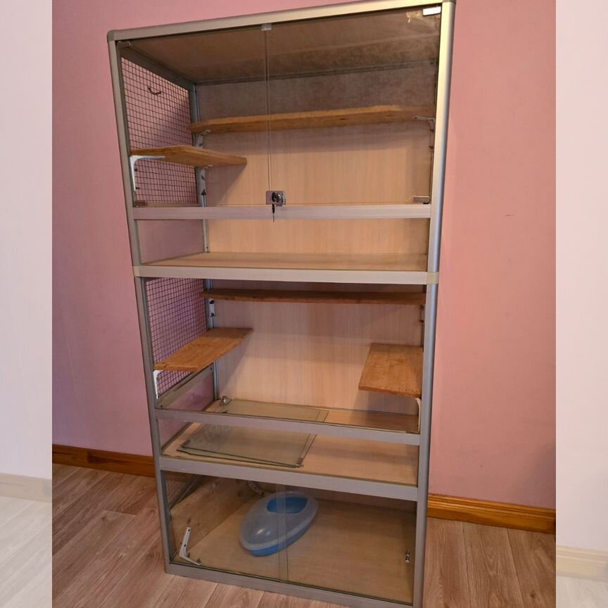 Витрина для шиншилл