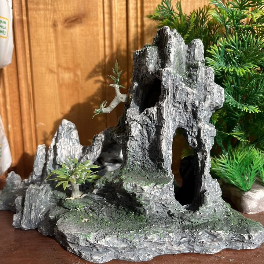 Грот для аквариума