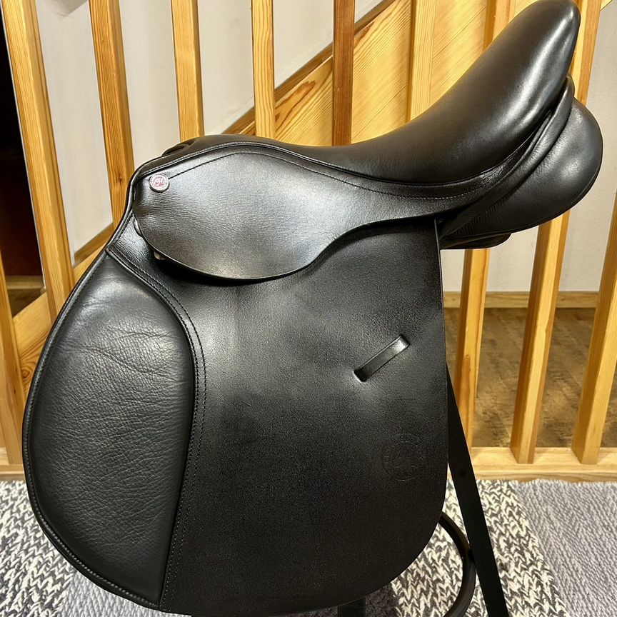 Конкурное седло 17