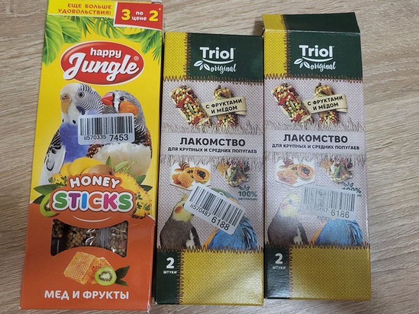 Лакомство для попугаев