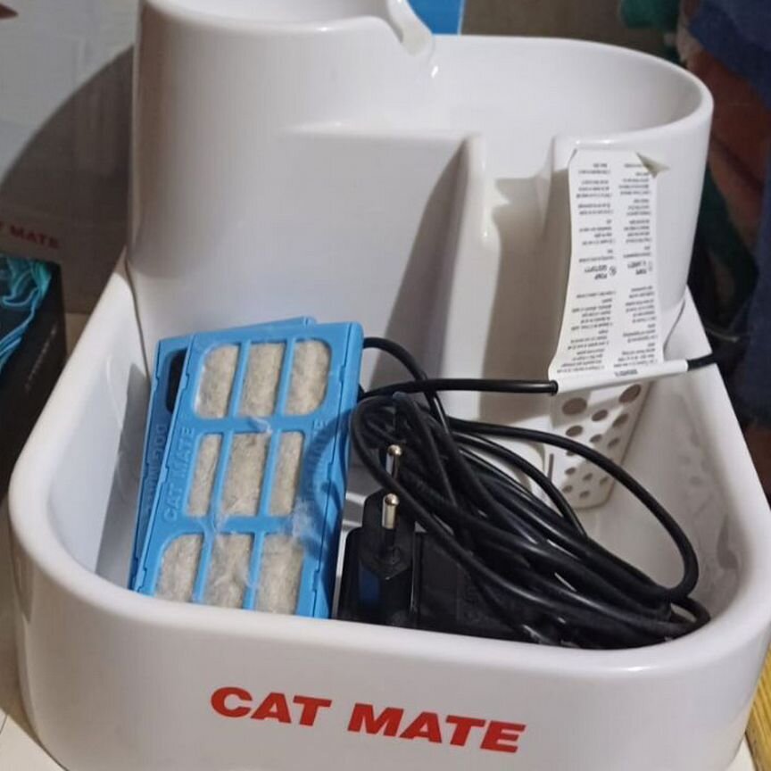 Поилка для кошек и собак