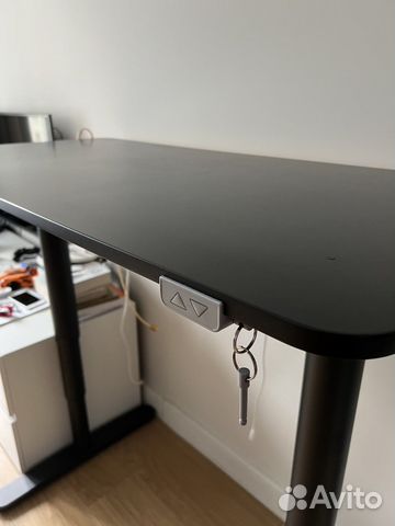 Стол IKEA Bekant/бекант с электроприводом купить в Москве | Товары для ...