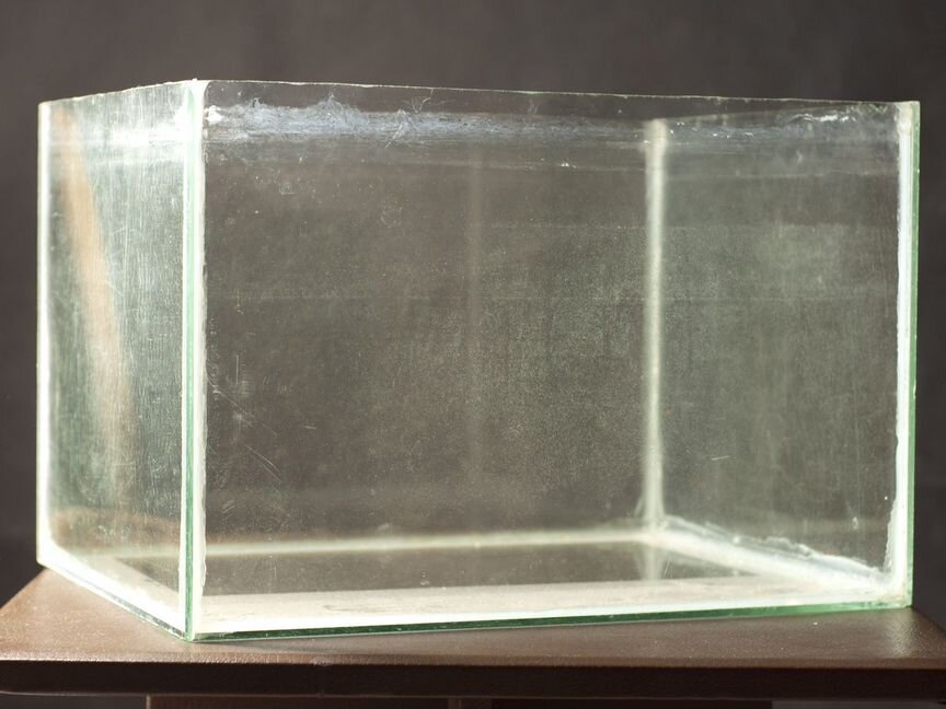 Два аквариума 19л. и 68л