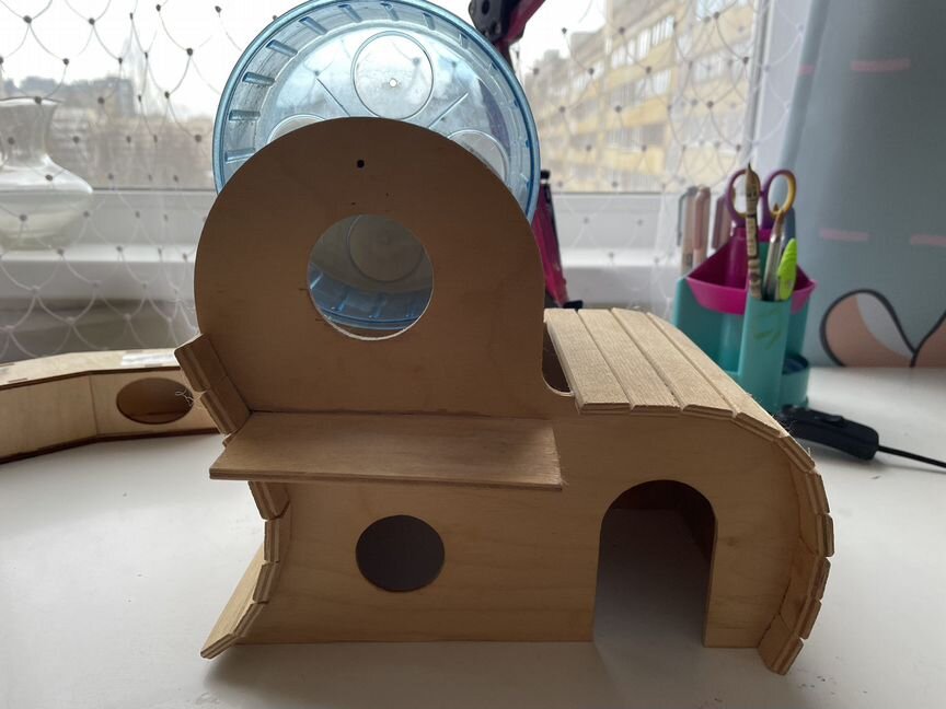 Домик для грызуна с колесом