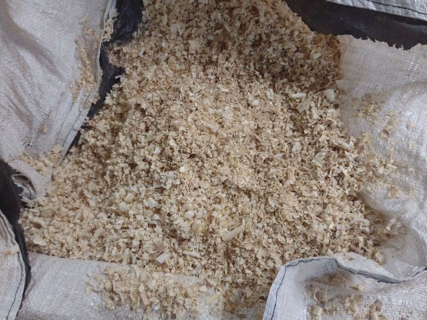 Опилки сухие