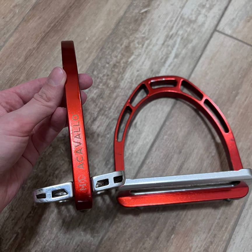 Стремена acavallo