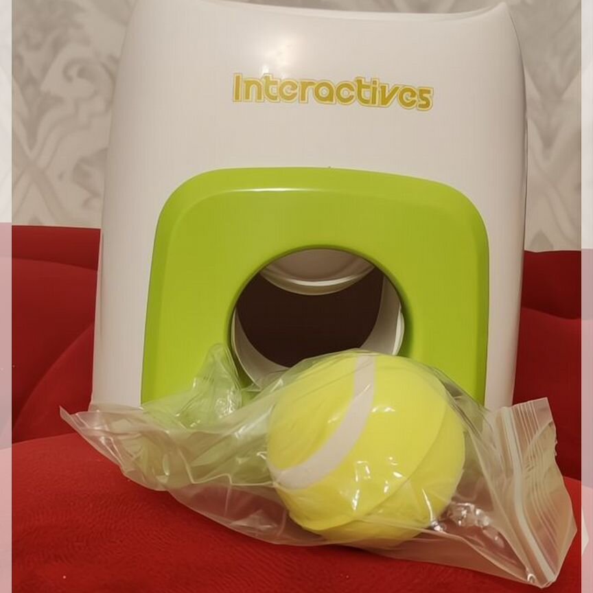 Автоматическая кормушка игрушка для собак