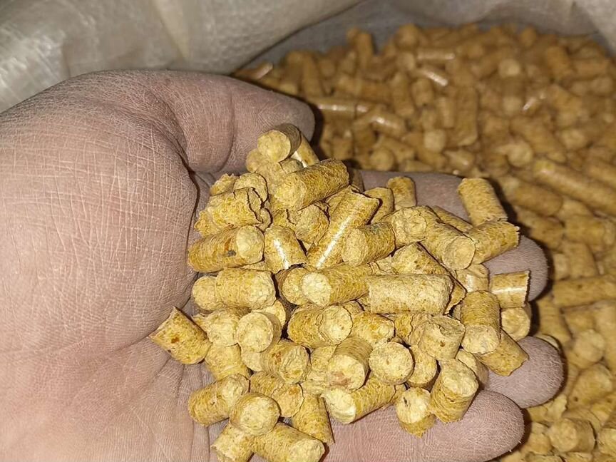 Наполнитель для кошачьего туалета древесный 30 кг