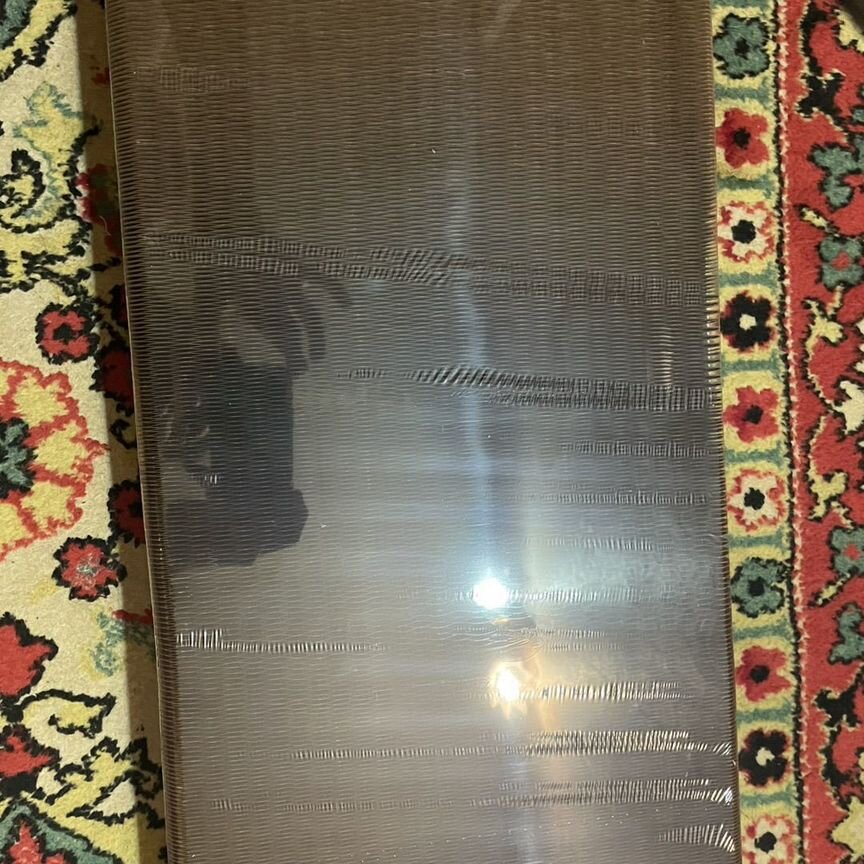 Когтеточка из гофрокартона лежанка с игрушкой