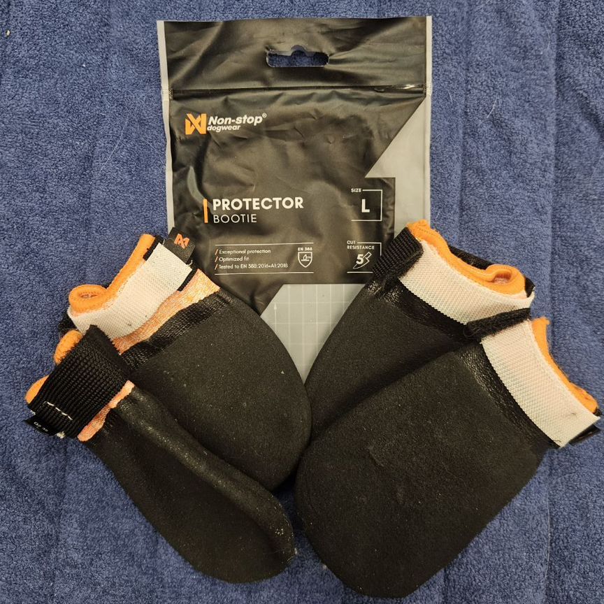 Non stop protector bootie L