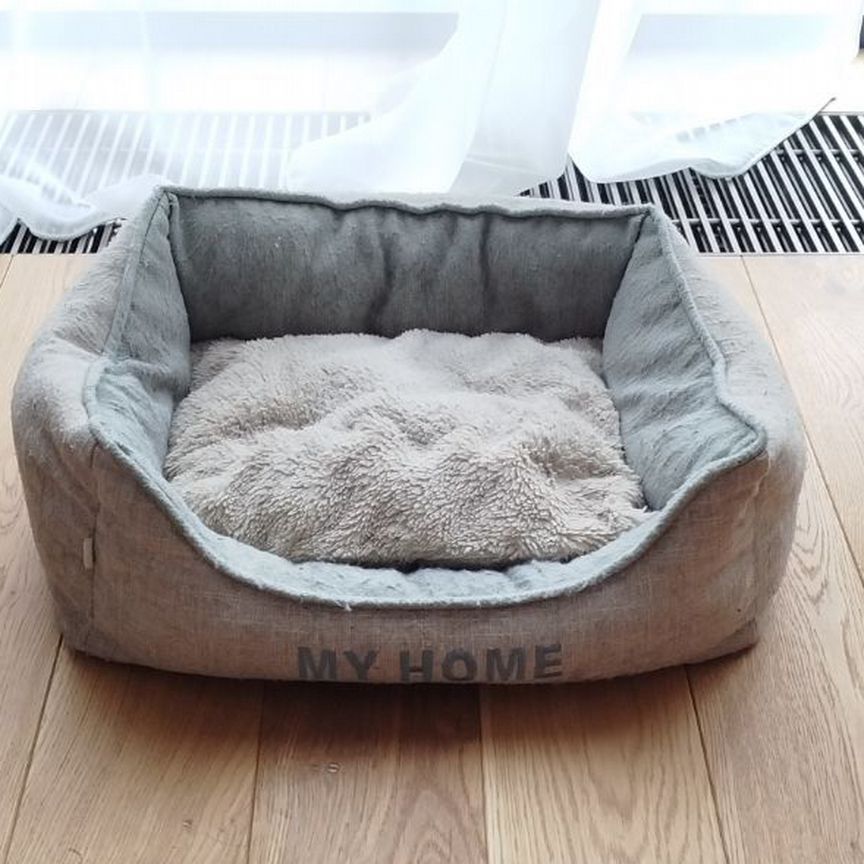 Лежанка для маленьких собак