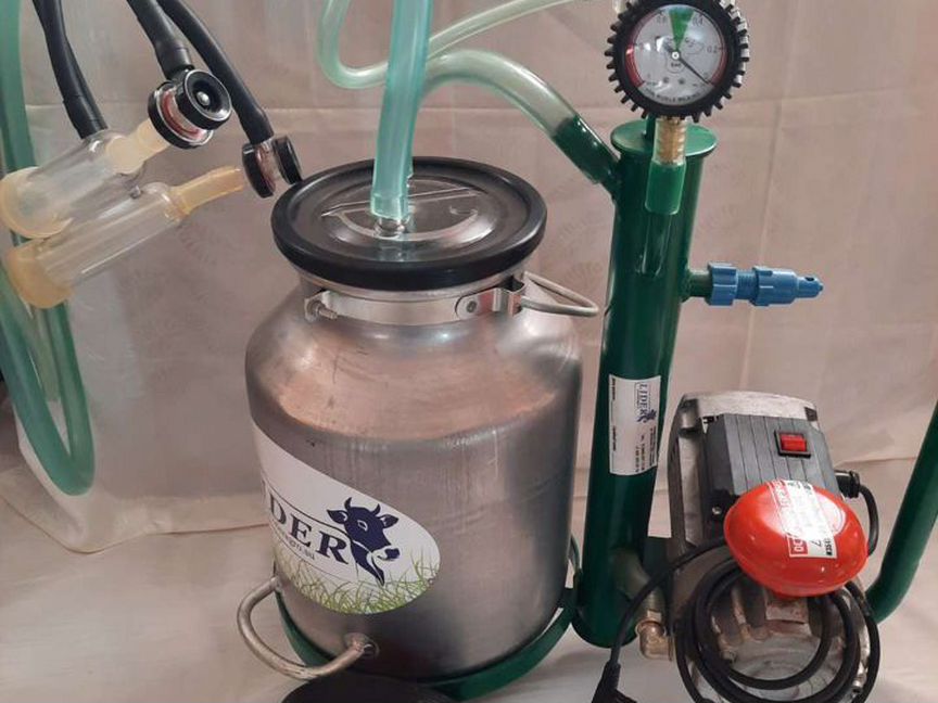 Доильный аппарат для коз новый