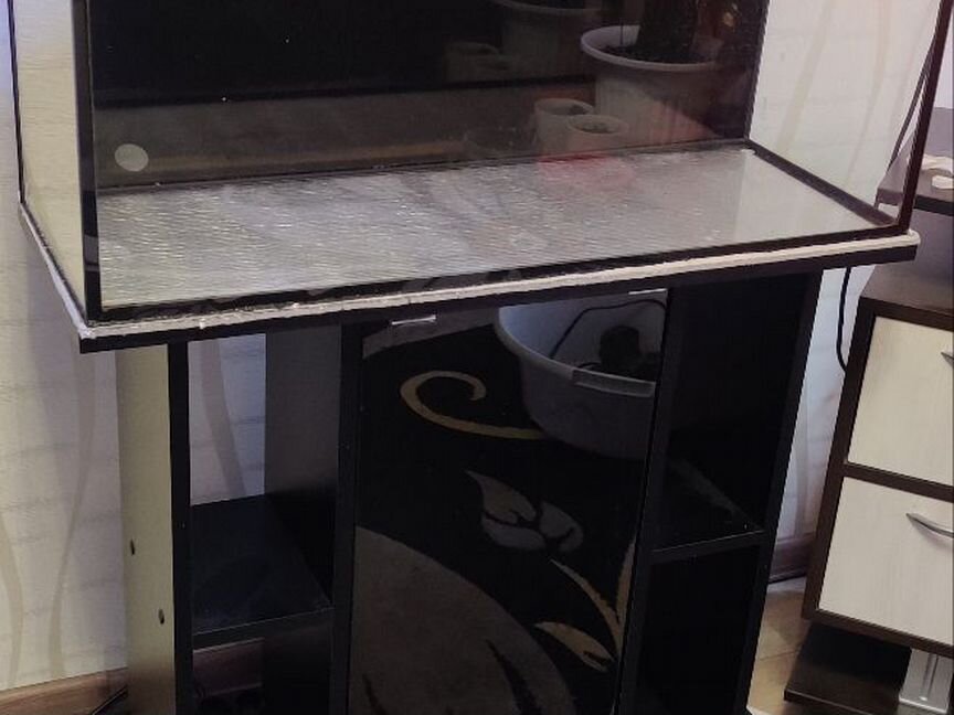 Аквариум 85 л с тумбой