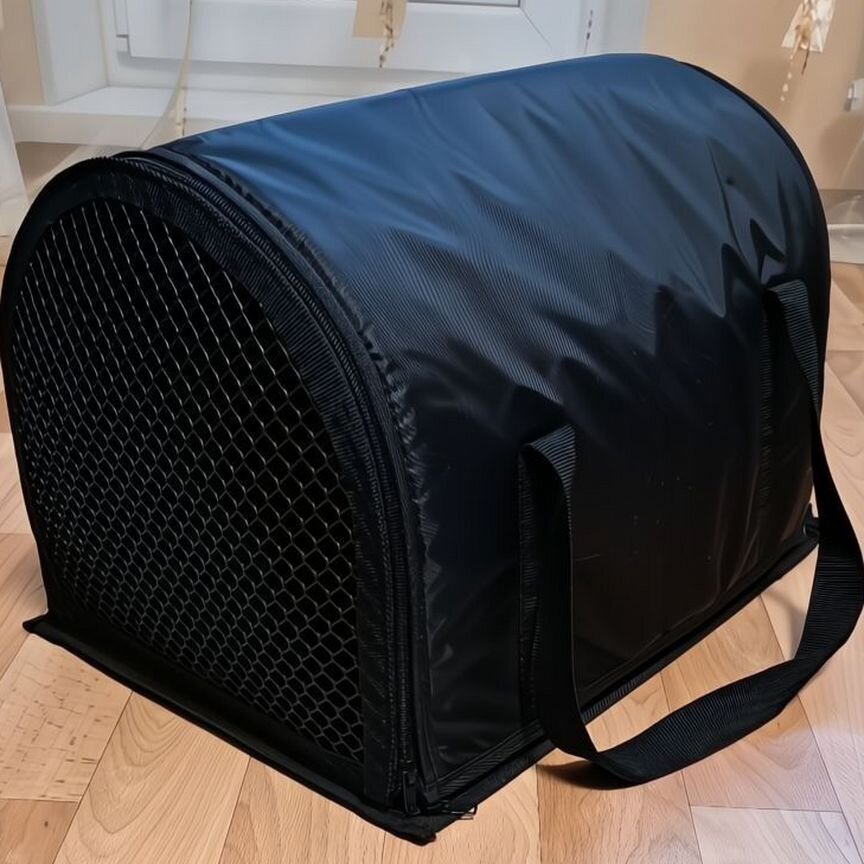 Переноска для кошек и собак