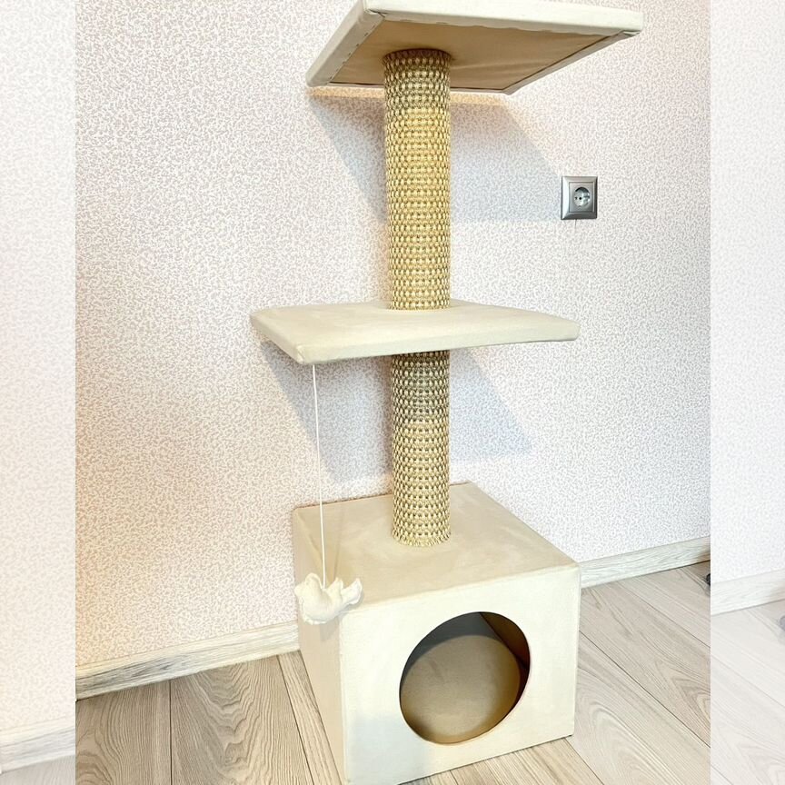 Домик для кошек с когтеточкой