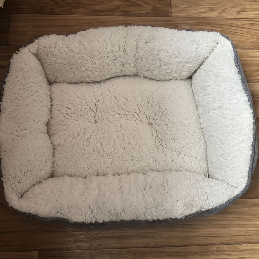 Лежанка для животных бу