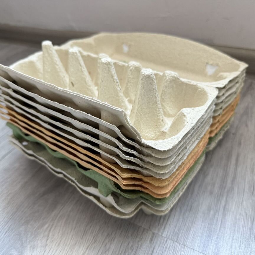 Яичные лотки