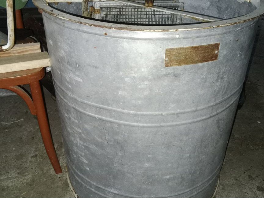 Медогонка 2х рамочная