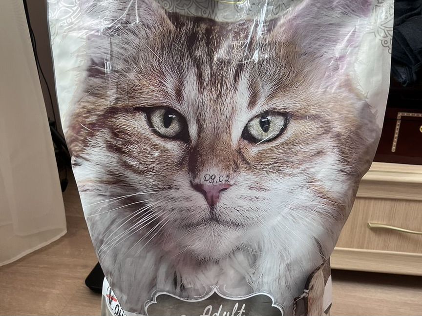 Корм для кошек Leonardo Adult Maxi
