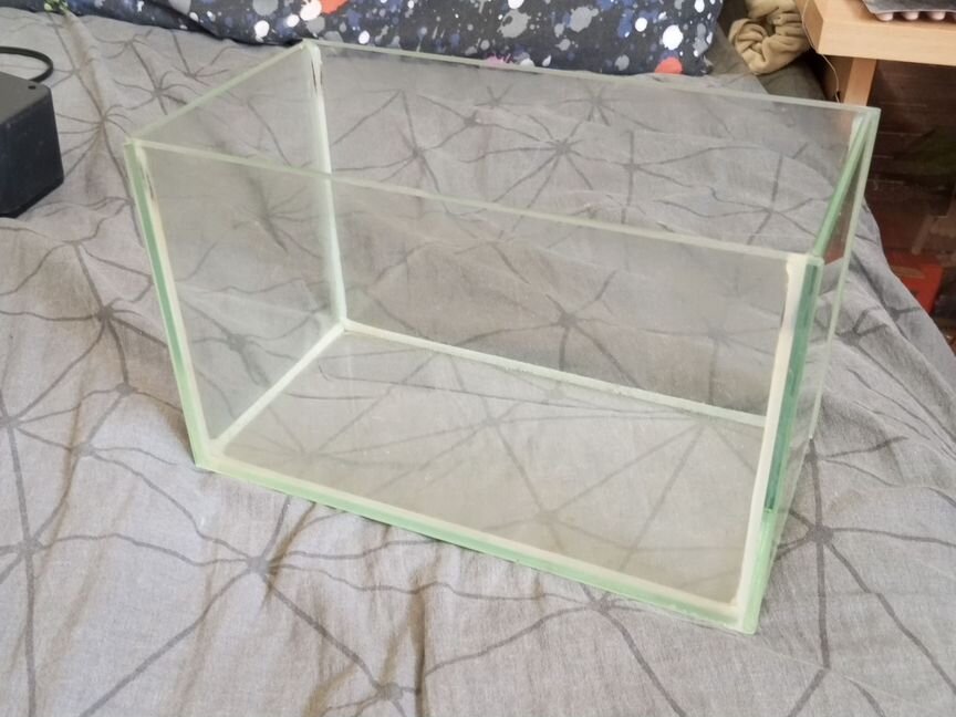 Аквариум для одной рыбки, маленький на 5 литров