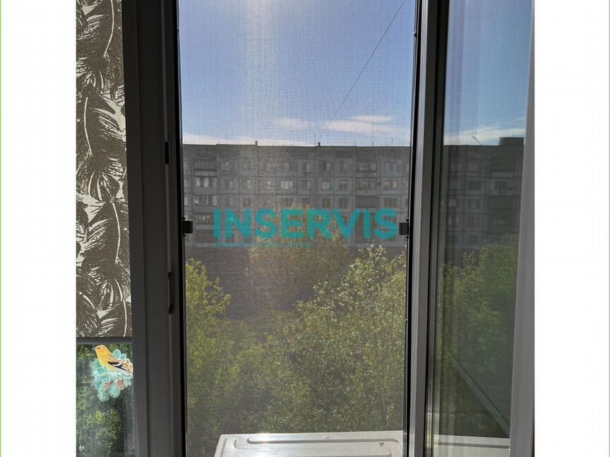 Защитная москитная сетка