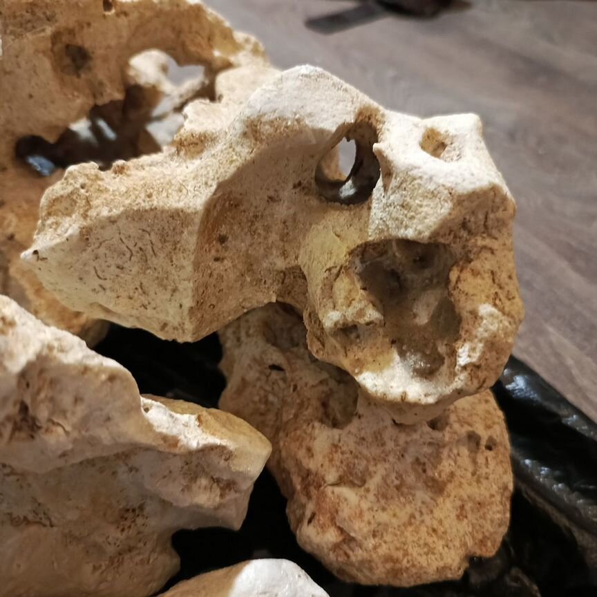 Камни кенийские для аквариума