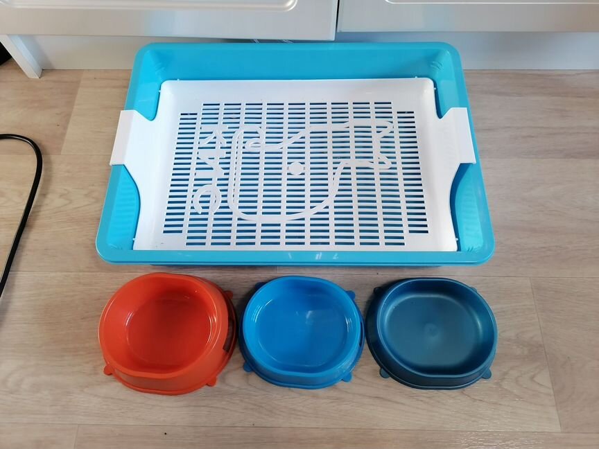 Лоток для кошек и миски