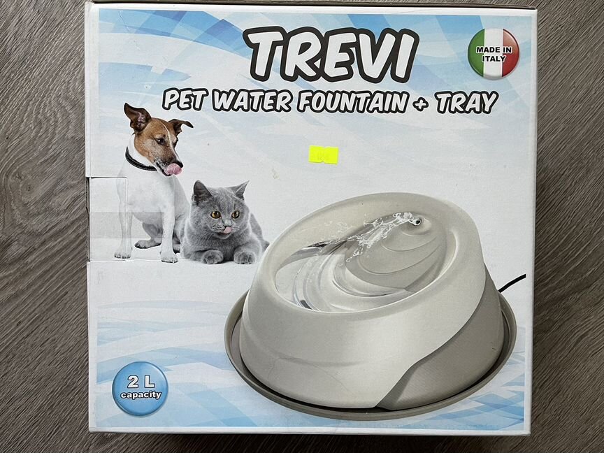 Фотанчик питьевой для собак и кошек trevi на 2 л